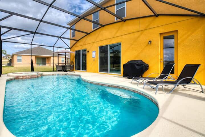 2219 Lakefront 4 Masters • Pool/spa • Near Disney - Davenport, FL