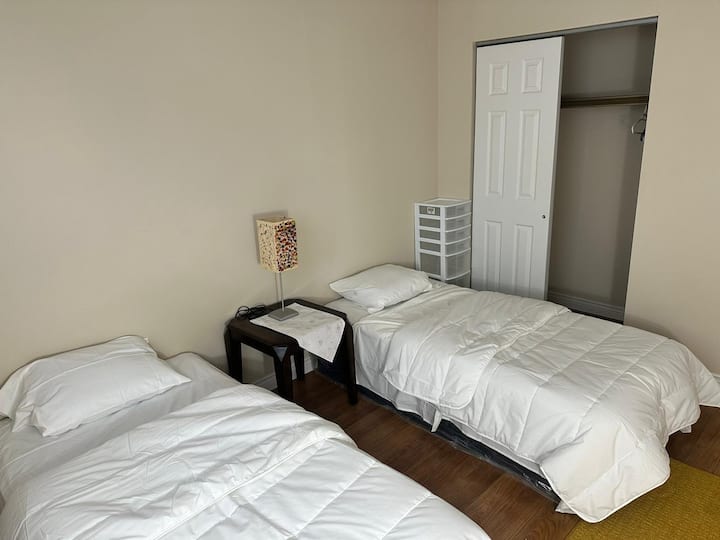 Cozy One Bedroom Apartment - Halifax