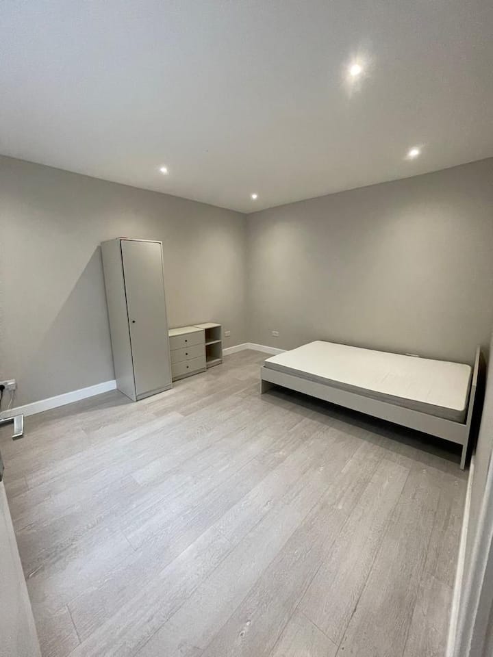 Spacious Double Bedroom New Home - Sunderland