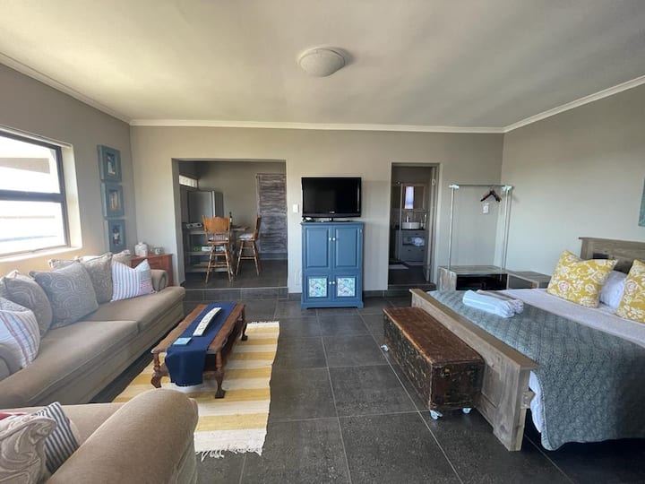 Boutique Sea View Self-catering Apartment - Yzerfontein