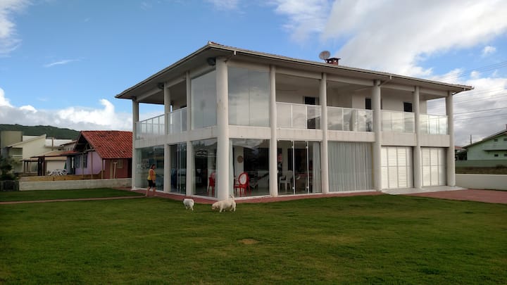 Paraíso!casa Na Beira Do Mar Praia Norte! Família! - Imbituba