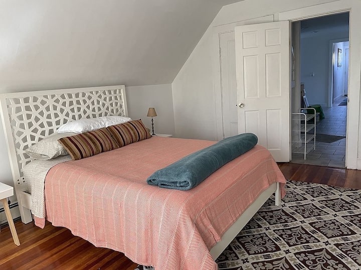 Boston In Minutes 2br With Parking - Harvard University,Cambridge