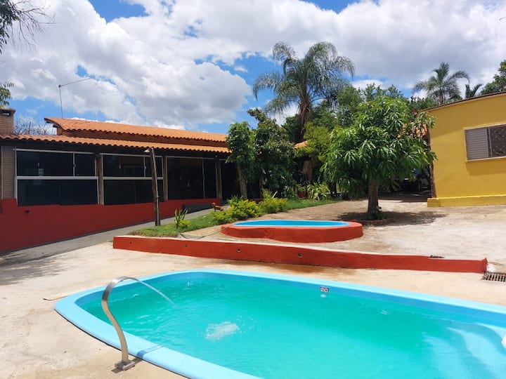 Beautiful Farmhouse in the midst of nature - Houses for Rent in Uberaba ...