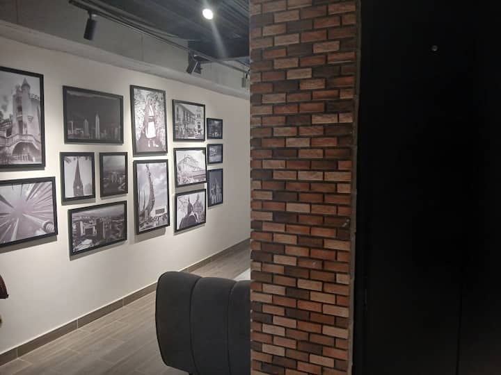 Loft Entero Con Aire A 2 Min Del Metro - Medellín