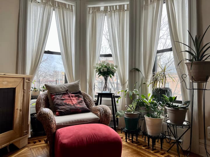 The Sterling Crown - Brooklyn, NY