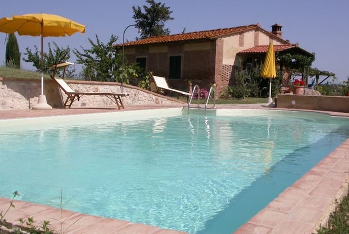 Cottage Con Piscina  Esclusiva - Tuscany