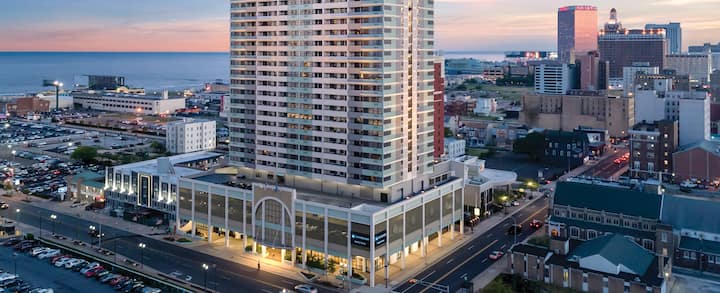 Lovely Resort Next To Broadwalk - Atlantic City, NJ