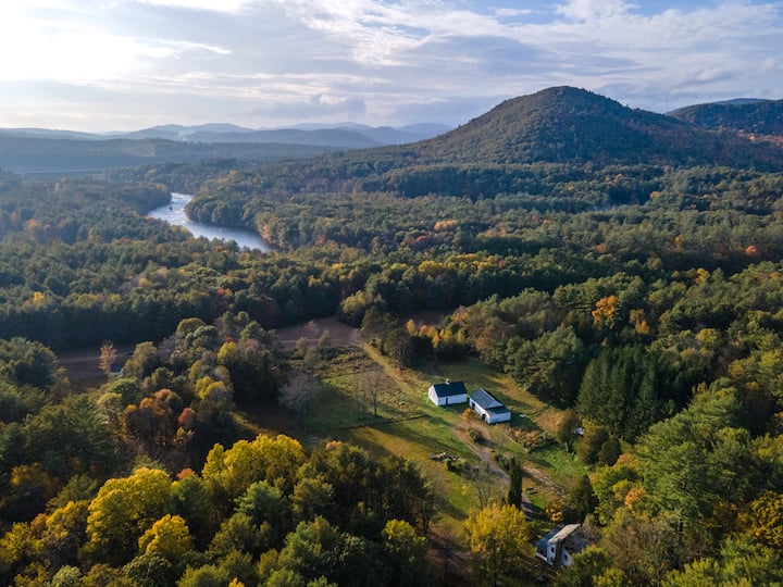The Mountain Airstrip Farm - Corinth, NY
