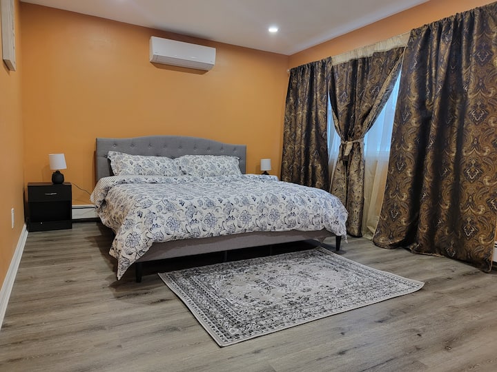Cass' Home - Dedicated 2-bedrooms With Living Area - New York City