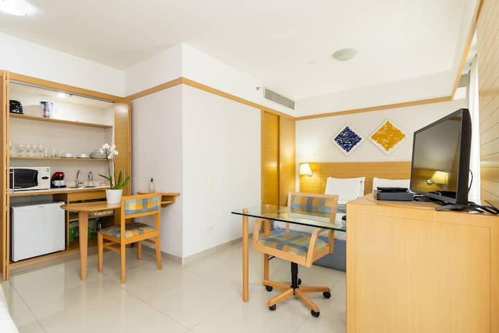 Flat Até 4 Pessoas Na Paulista - São Paulo