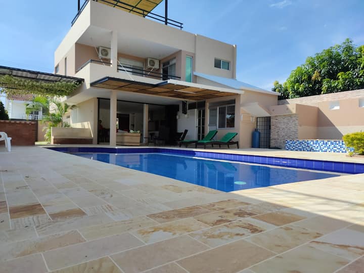 Casaquinta 5 Estrellas - Piscina+jacuzzi - Anapoima