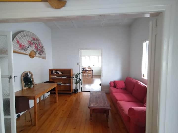 Spacious House In The Heart Of West End, Brisbane - Windsor