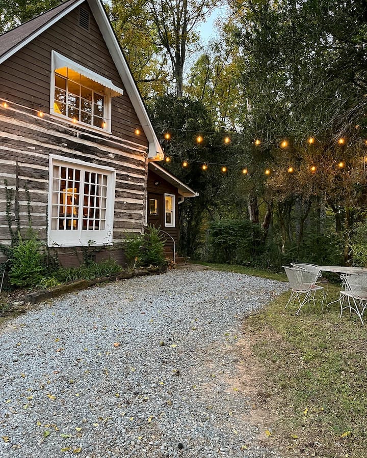 Historic Brevard Cabin 1.5 Miles To Downtown - Brevard, NC