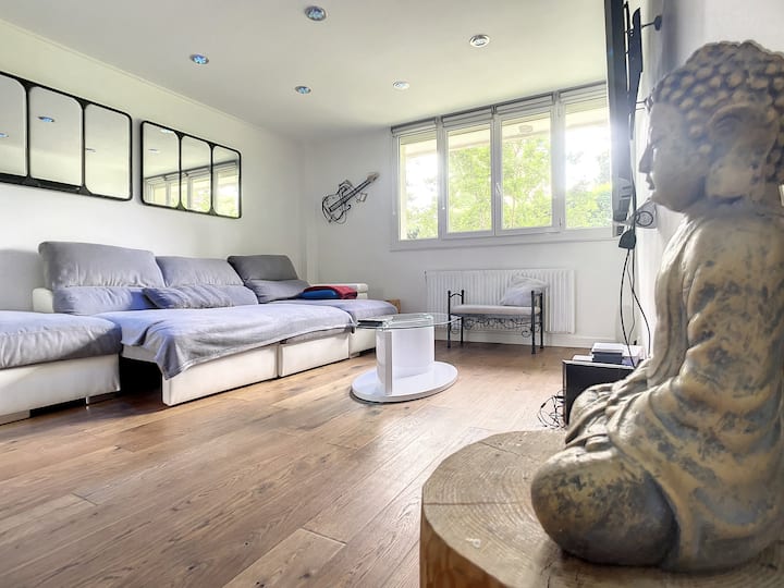 Cinéma Spotlight Lyon Caluire+3 Parking+tennis+ps4 - Caluire-et-Cuire