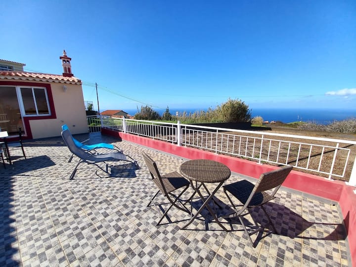 Casa Abreu Gouveia In Ponta Do Pargo, Calheta - Porto Moniz