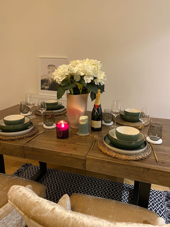 The Longham Lakes Retreat | A Room In Shared Home - 본머스