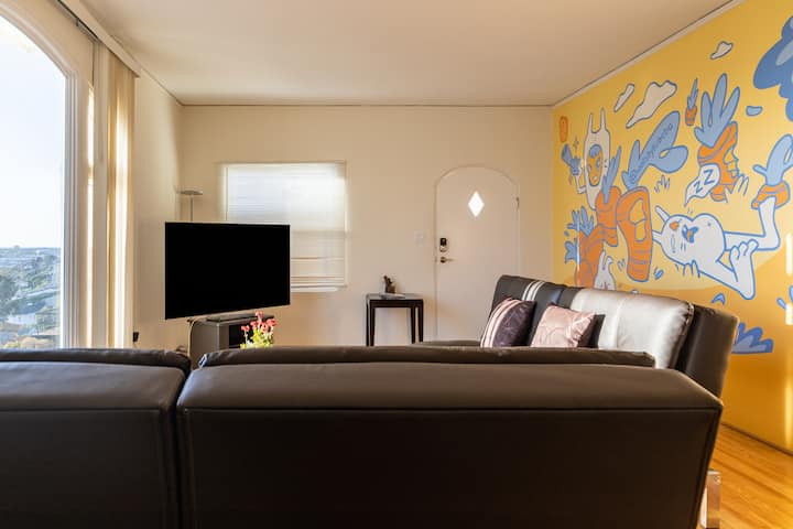Sunset View Duplex Perfect For Groups & Families - San Diego, CA