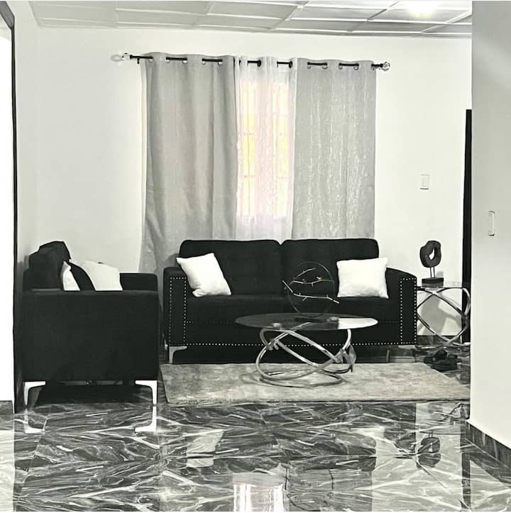 Ub Villas (The Black House) - Libéria