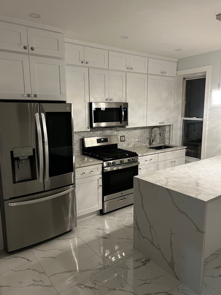 Luxury Brownstone In The Hart Of Brooklyn - Brooklyn, NY