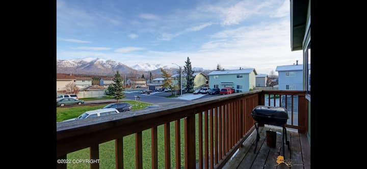 Nook With Mountain View & Sauna. - Anchorage