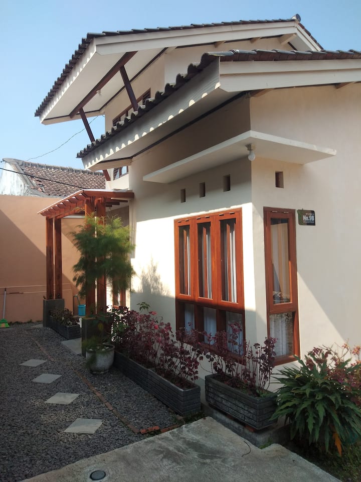 Villa Viva Mezzanine Family Lembang - Ciater