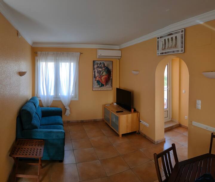 Apartamento En Urbanización Privada A 150 Playa. - Els Poblets