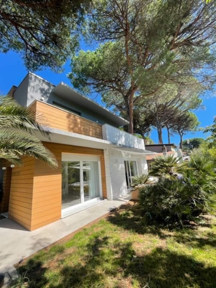 Villa Moderna Con Giardino Sul Canalino - Cervia