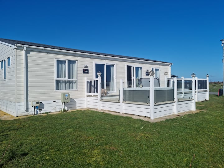 The Ultimate Hideaway - Mablethorpe