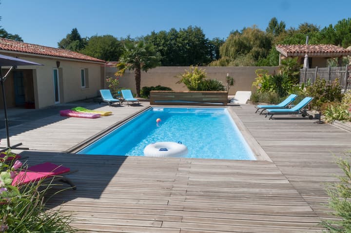 Gîte "Dane" Avec Piscine Chauffée - Charente