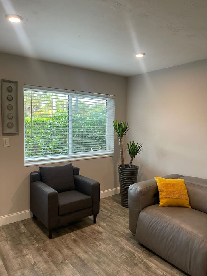2/1, Washer/dryer, Free Parking, Mins To Dwntwn - Fort Lauderdale