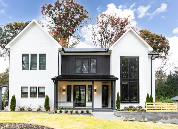 Elegant Spacious New Atlanta Home W/ Secret Room - Buckhead, GA