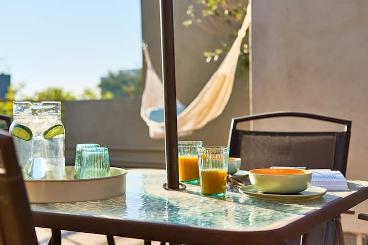 Designer Casita In Trendy Americana – Café Below! - Guadalajara