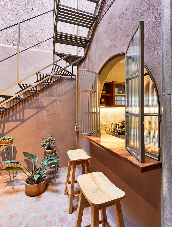 Designer Casita In Trendy Americana – Café Below! - Guadalajara