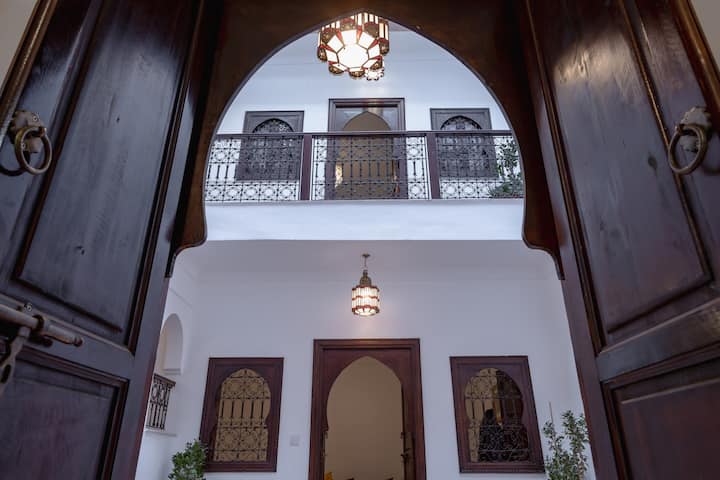 Paisible Riad Privatif Au Cœur De Marrakech - Marrakesh