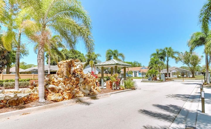 Beaches And Shopping Centers Nearby! - Melbourne