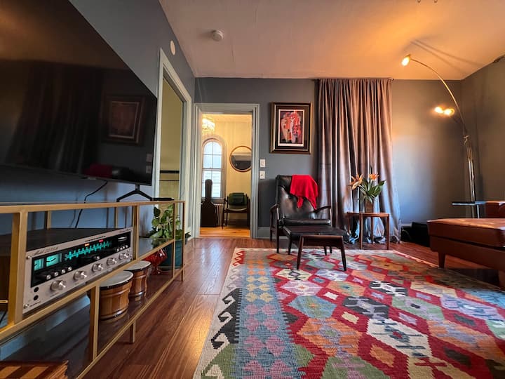 Retro Chic Home - Brown/risd Walking Distance - Providence, RI