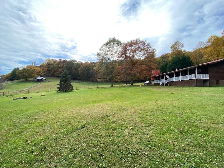 Rancho With A Pasture - Vogel State Park, Blairsville
