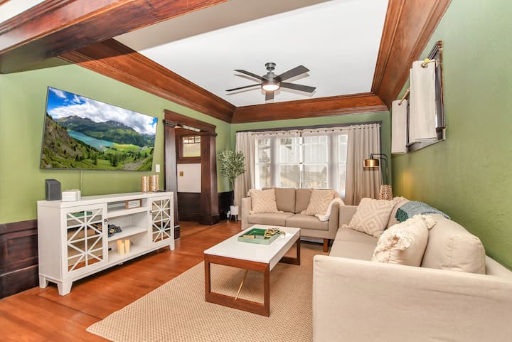 1918 Vallejo Craftsman: King Bed, Park Views! - 瓦列霍