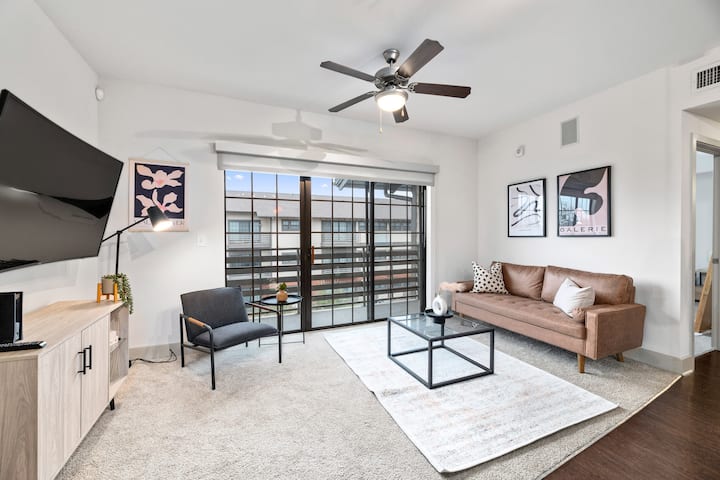 Minimalistic Unit In Bishop Arts - Highland Park, TX