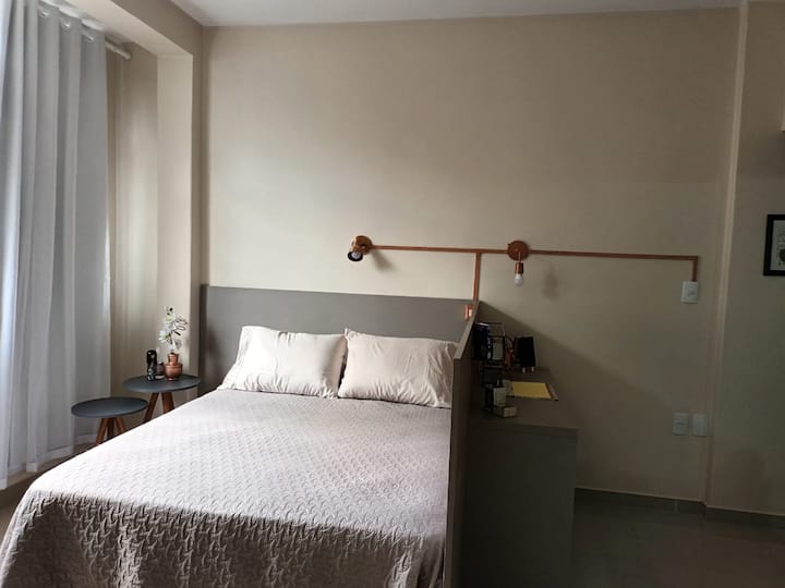 Espaço Inteiro Bem Localizado - Porto Alegre