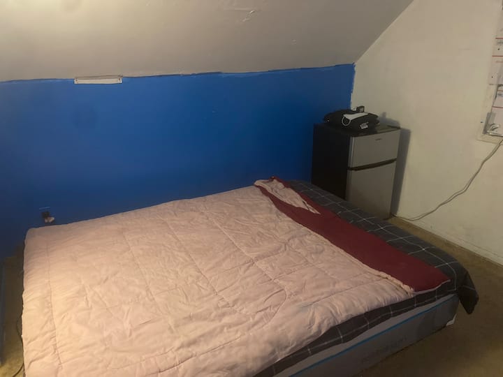 Cabin In The Woods - Medford, NY