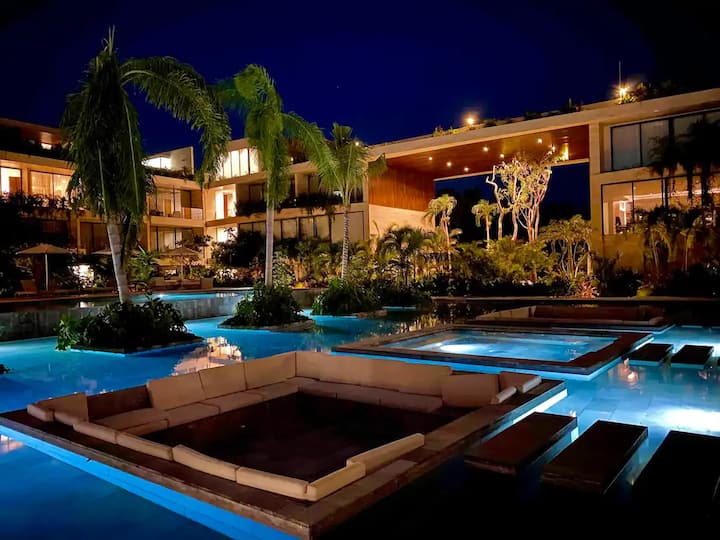 Bright Apt W/pool Gym, Free Shuttle To Beach &Wifi - Tulum