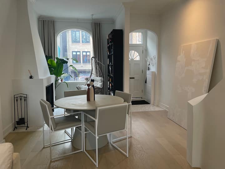 Stunning Upscale Toronto - Historic Home/ Hot Tub - Toronto