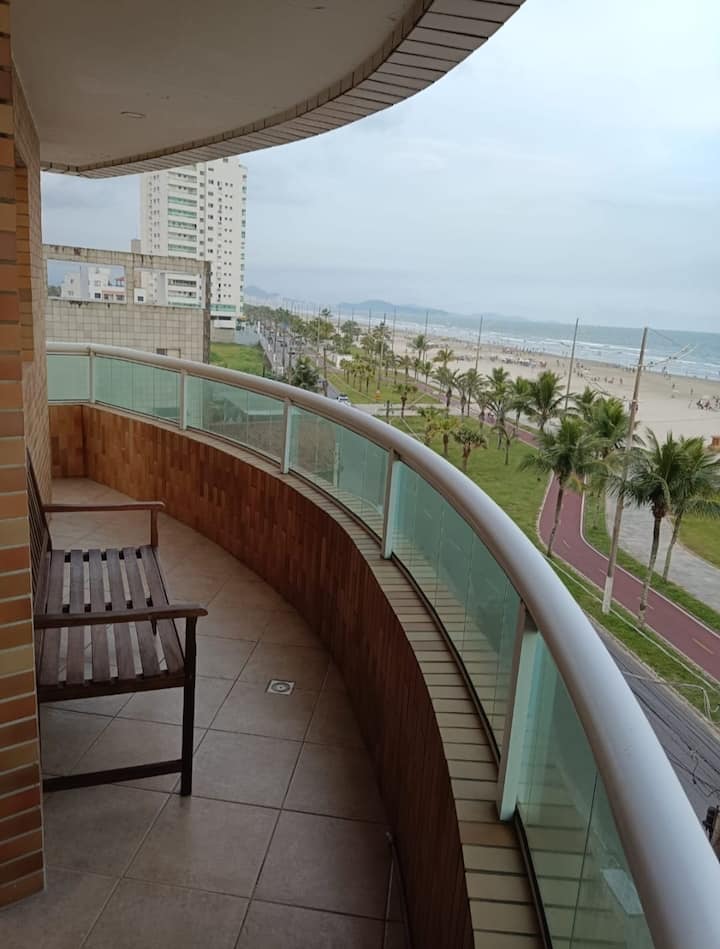 Apartamento De Frente A Praia . - Praia Grande