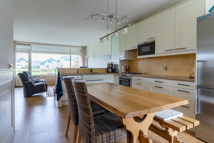 Flat And  Mooring At The Heegermeer - Sneek