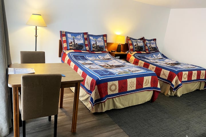 Room #7 At Waterfall Inn Sister Bay - Door County, WI