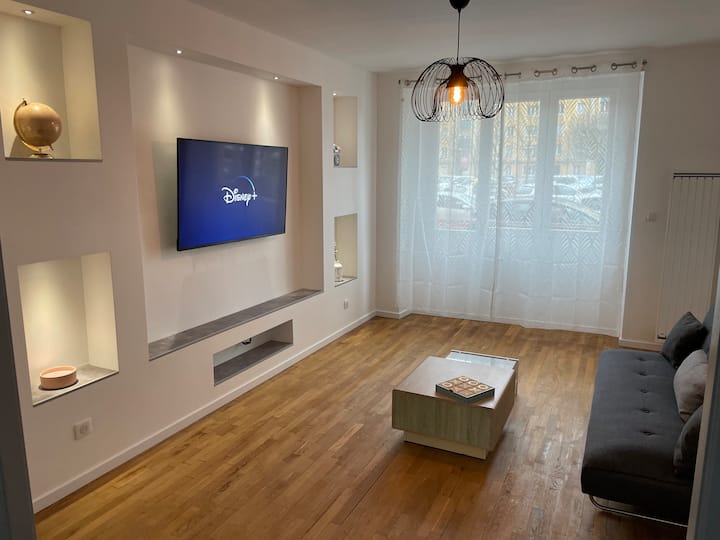 Appartement Confortable, Free Parking, Vélo éLec - ベルフォール