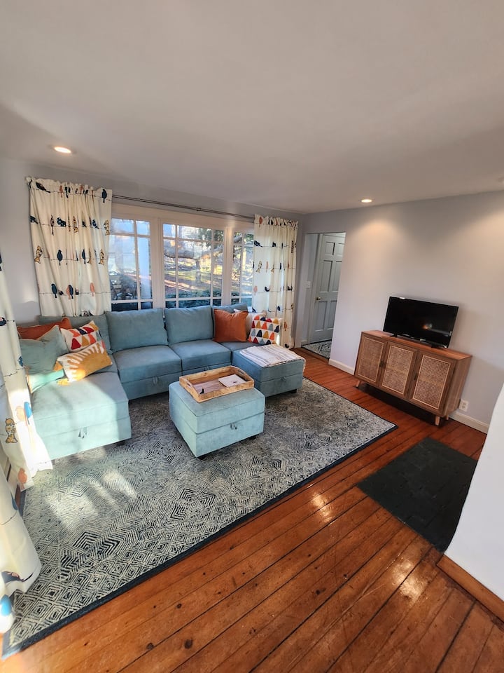 Tha Carriage House - Newport, RI