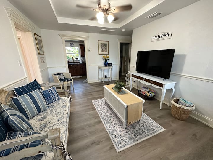 Twin Palm Cottage - Fort Myers