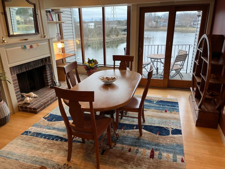 Luxury Waterfront Downtown Condo - Portsmouth, NH